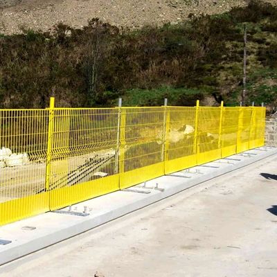 Rail-Mounted Edge Protection Barrier Secure Attachment for Elevated ...