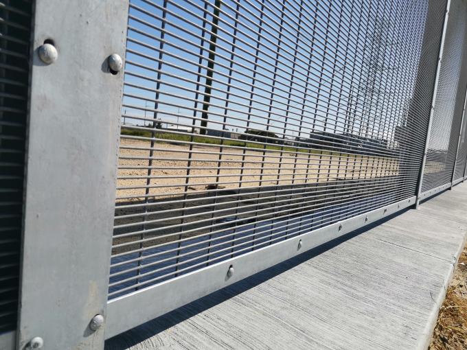 Heavy Gauge Small Hole Welded Wire Mesh Fence High Security 358 Anti Climb Heavy Gauge Small Hole Welded Wire Mesh Fence High Security 358 Anti Climb